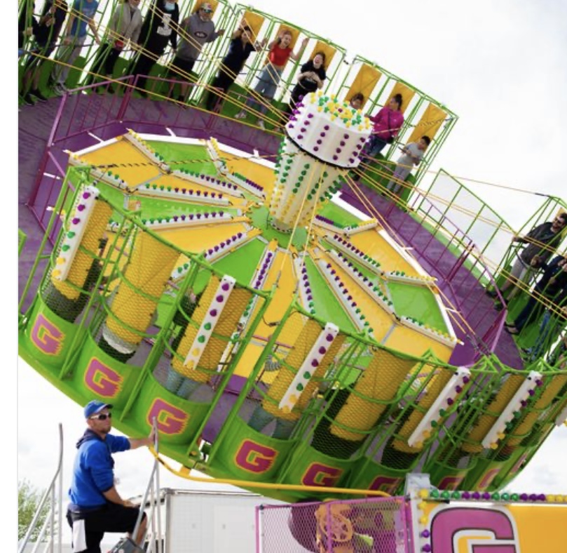 Attractions / Select Shows